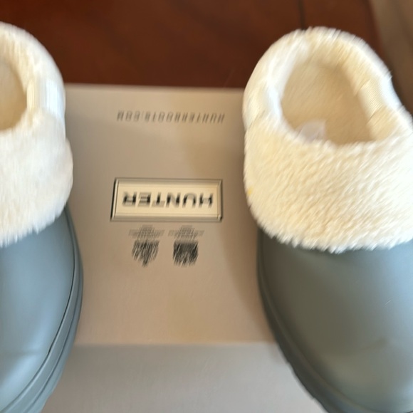 Hunter | Shoes | New Hunter Gray And Cream Mules | Poshmark
